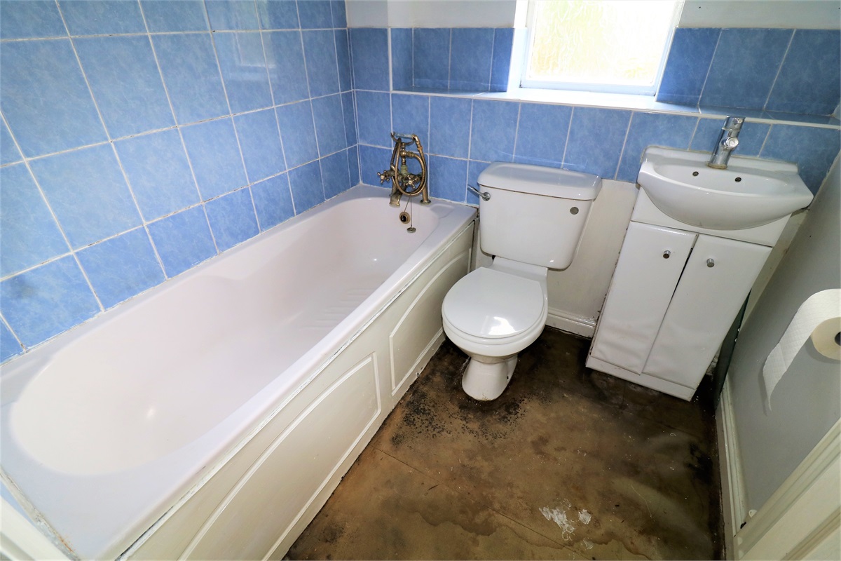 59 Albert Road, Braintree, Essex, CM7 3JH